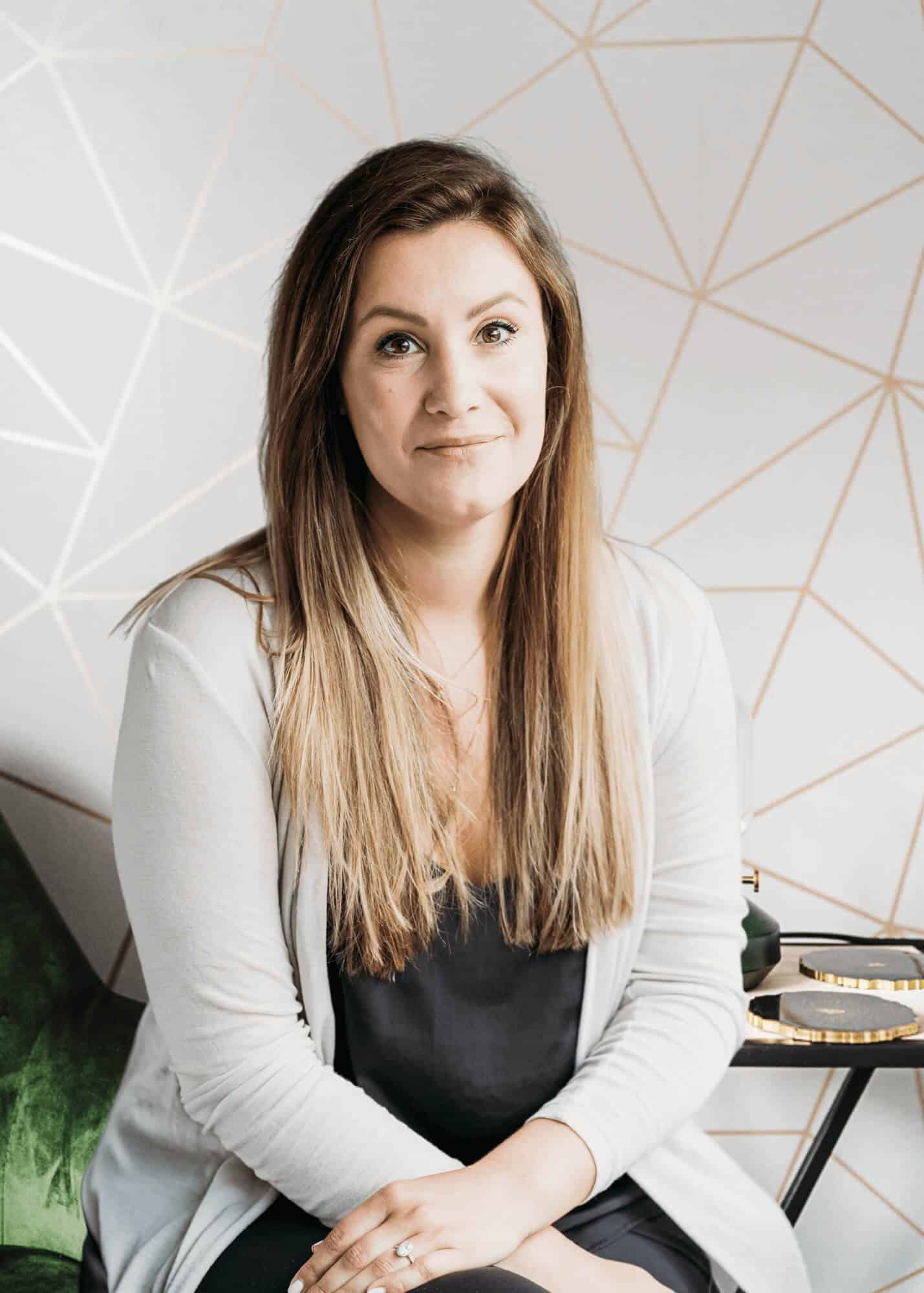 Dr Jo Gee I Psychotherapist and Counsellor in Guildford I CBT & DBT in ...